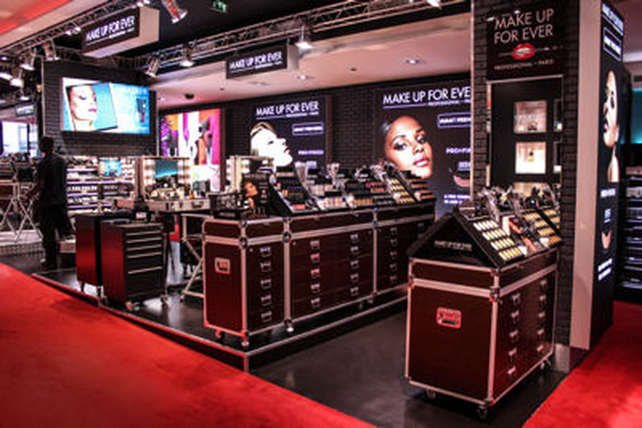 Le Sephora des Champs Elysées accueille un corner Make Up For Ever