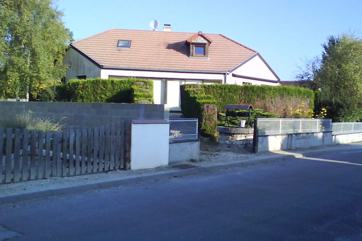 Avant : un jardin pavillonnaire classique