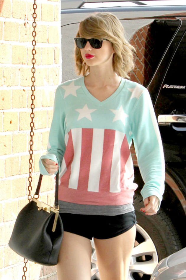 Taylor Swift et son sweat patriotique