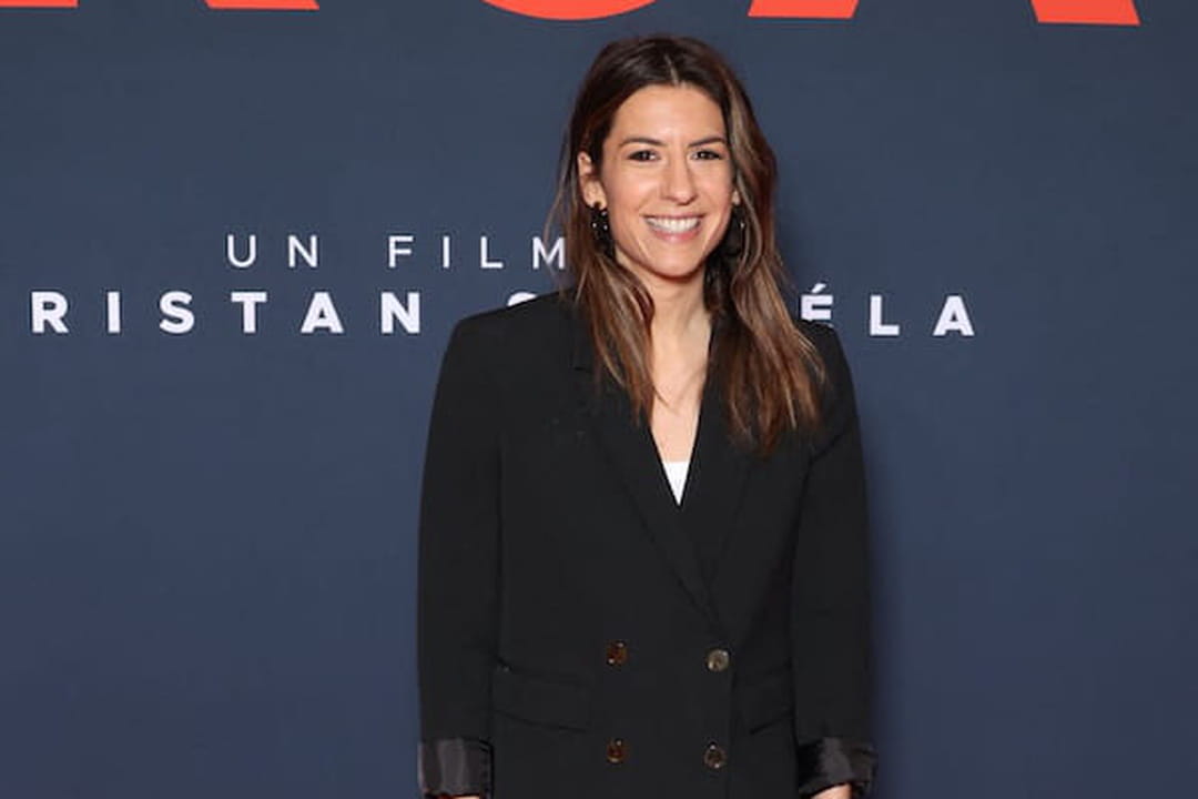 Hélène Mannarino choisit une tenue simple mais chic pour sa dernière ...