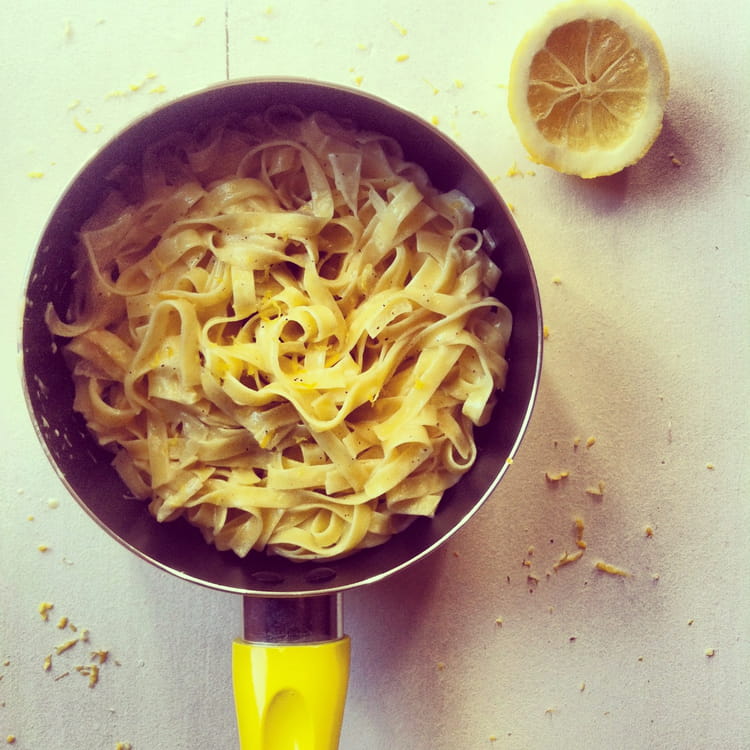 Recette de Pâtes au citron et à l'échalote : la recette facile