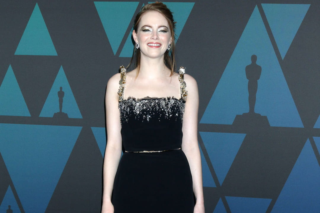 Emma Stone en robe longue noire