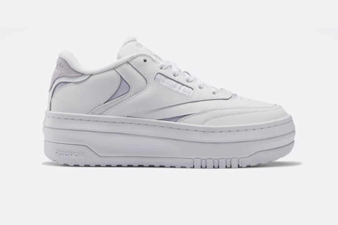 Baskets blanches compensées