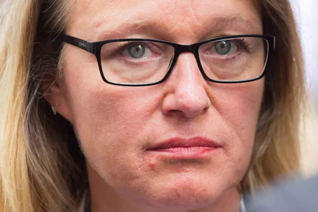 Valérie Pascale virée de M6 Boutique : une gestion "rapide et radicale"