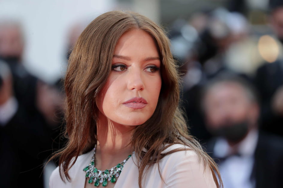 Le look beauté baby doll d'Adèle Exarchopoulos