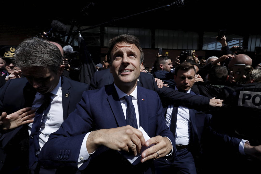 Emmanuel Macron et son ParaPactum à 10 000 euros