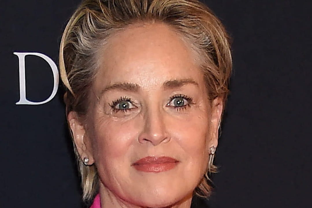 Sharon Stone, affaiblie : "je dois faire attention à vie"