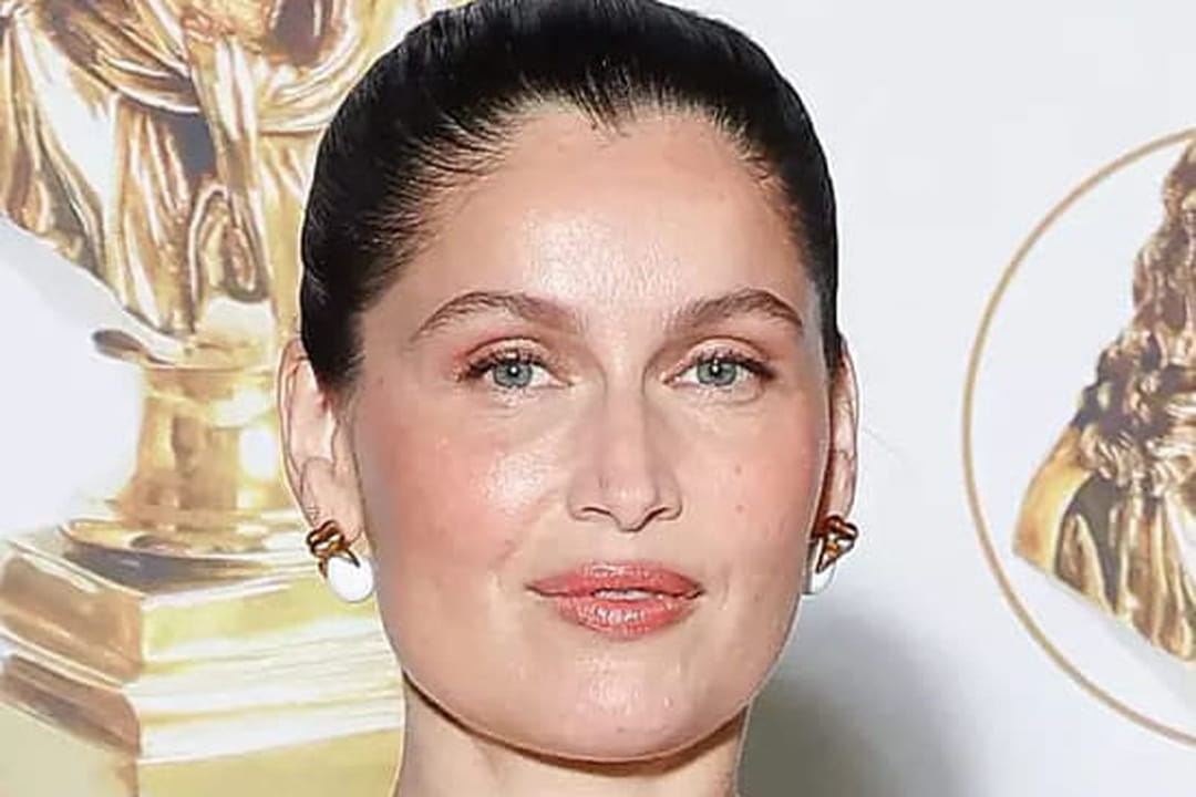 Laetitia Casta, maman rigide : "j'embête beaucoup mes enfants avec ça"