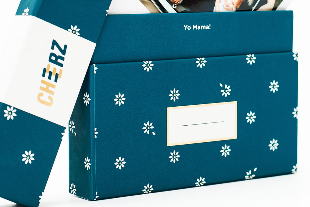 Cheerz box "YO Mama"