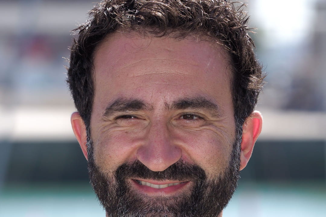 Mathieu Madénian est-il en contact avec Drucker