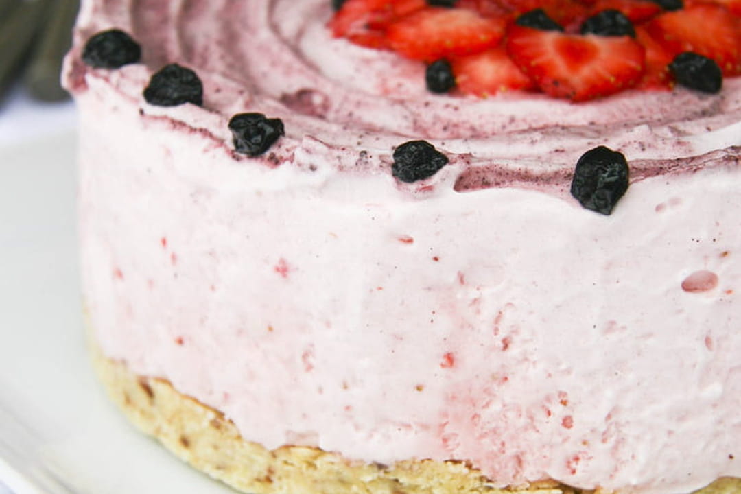 Entremets glacé aux fraises
