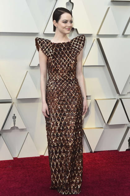 Emma Stone en robe longue dorée