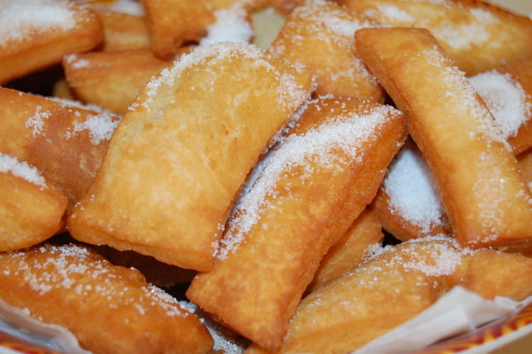 Recette de Bugnes au rhum brun : la recette facile