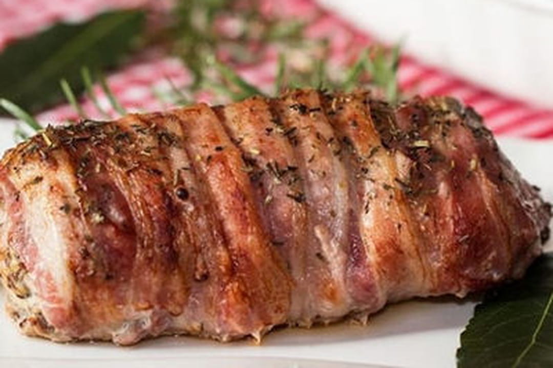 Filet mignon de porc en habit de lard fumé