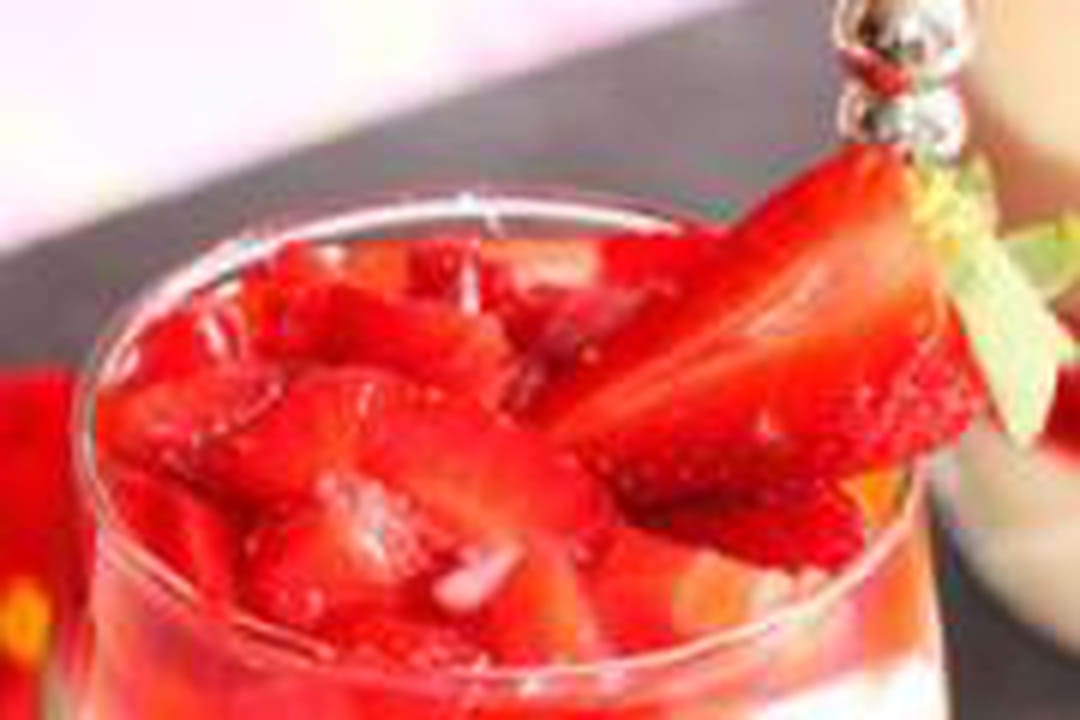 Verrine pâtissière fraise Milka