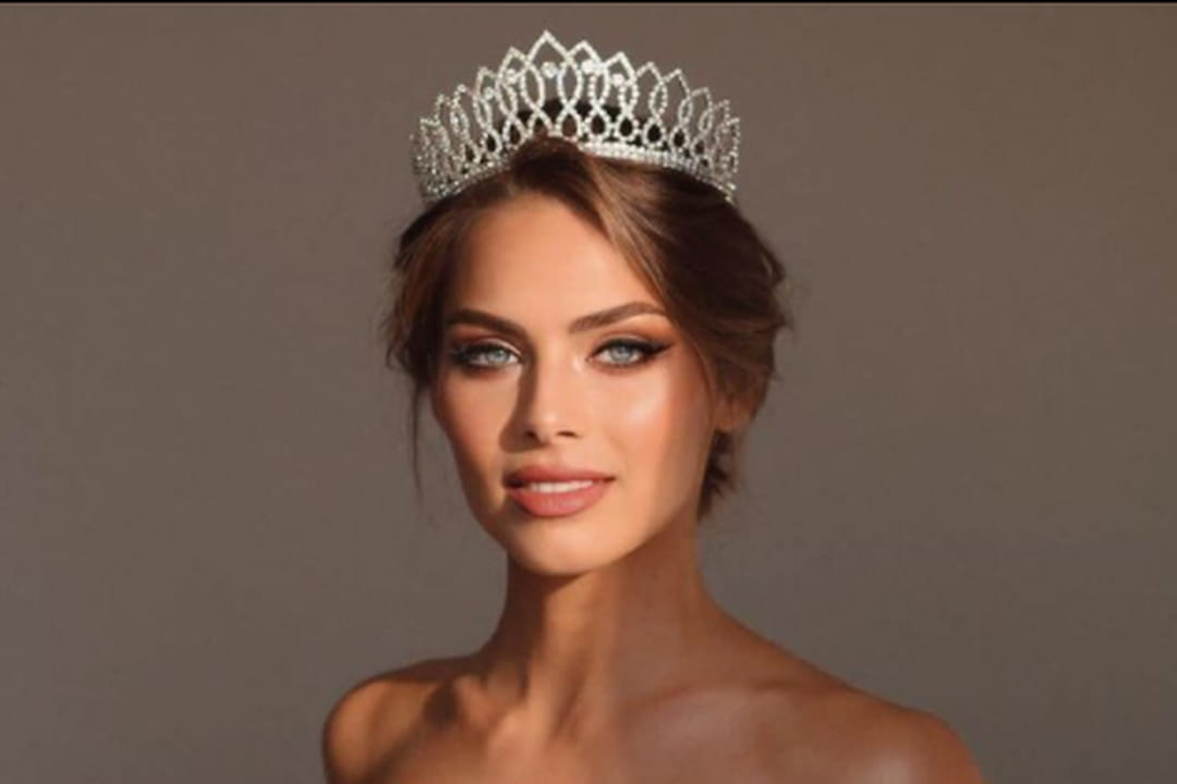 Miss Provence : April Benayoum