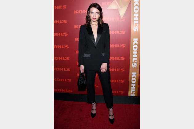 Emma Roberts en costume