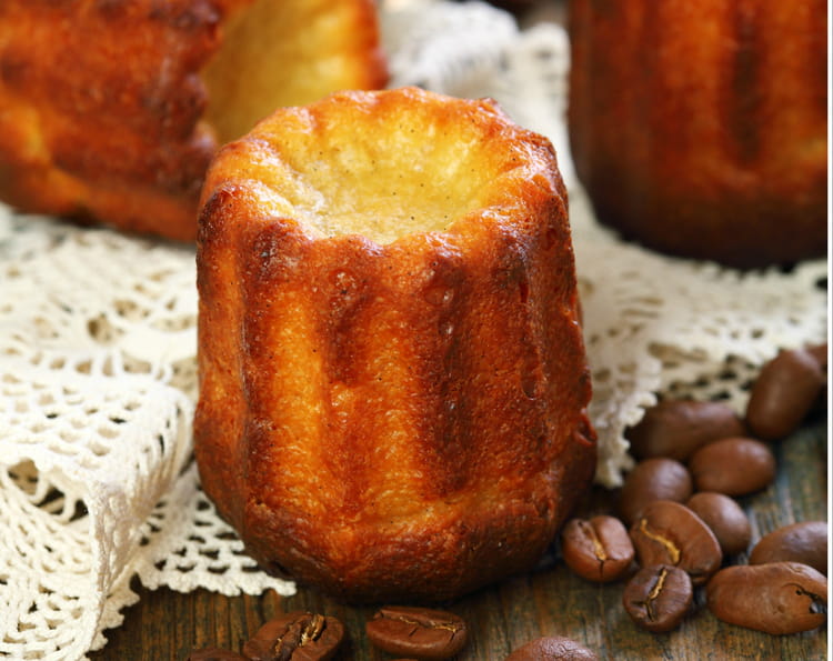 Mini-cannelés au lait entier