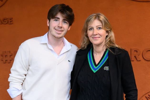 Amanda Sthers, fière de son fils Oscar Bruel : duo mère/fils à Roland-Garros