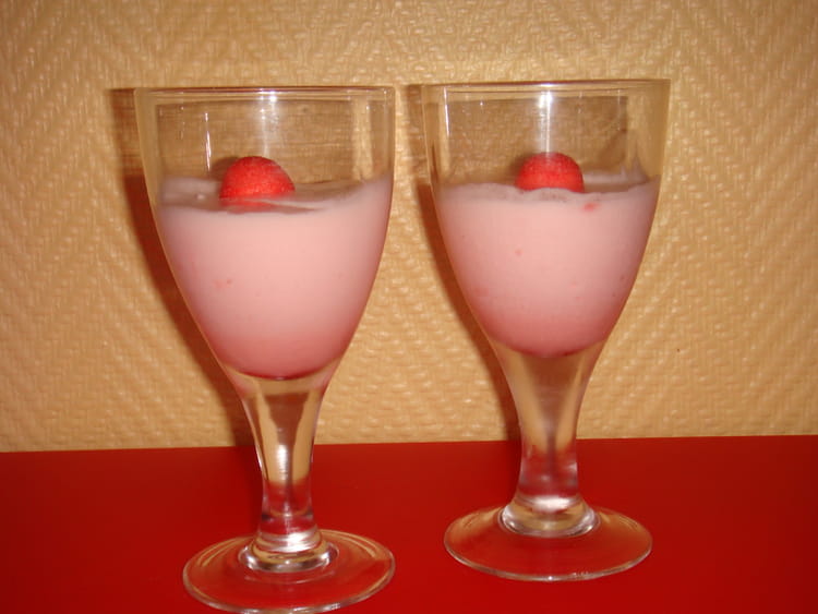 Recette de Mousse de fraises Tagada : la recette facile