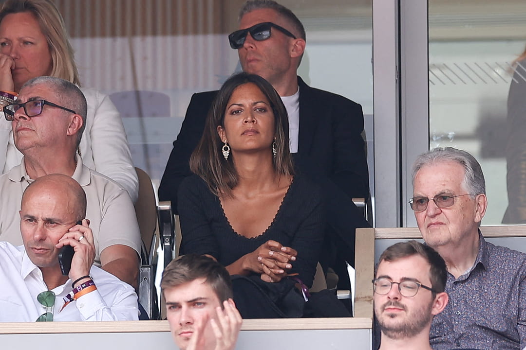 La journaliste Aurélie Casse a suivi attentivement le match à Roland-Garros