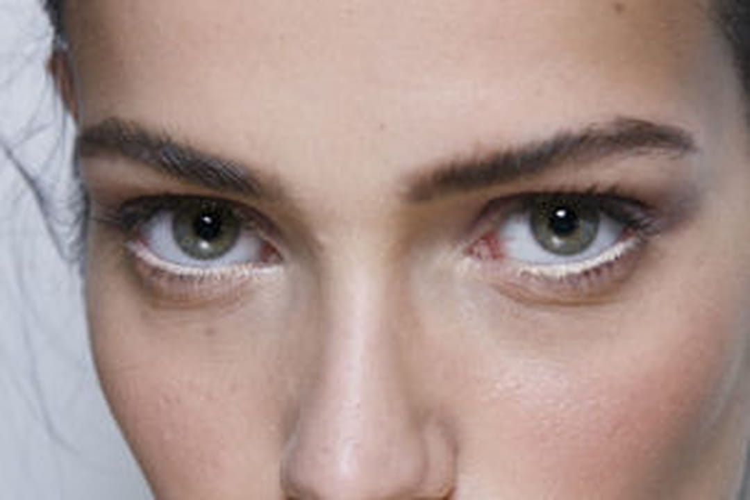 Dans le blanc des yeux