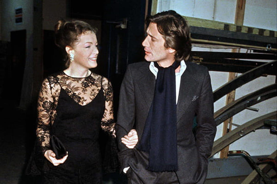 Romy Schneider en robe en dentelle