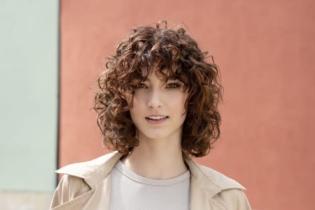 Le carré à frange bouclée