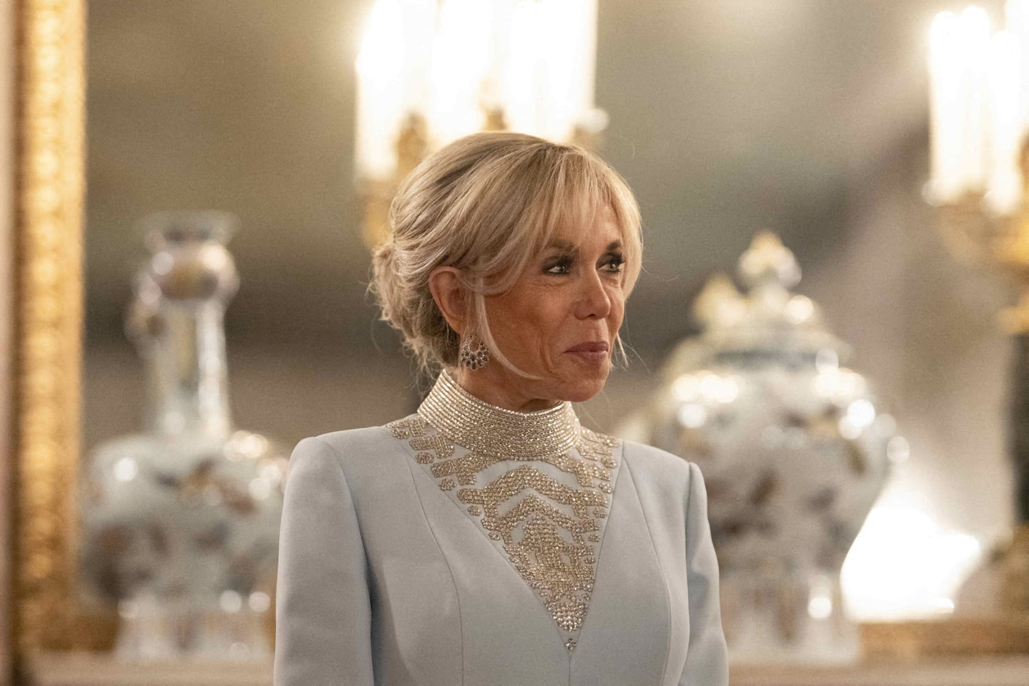 "Mon uniforme, c'était..." Brigitte Macron dévoile la tenue qu'elle ne quittait jamais lorsqu ...
