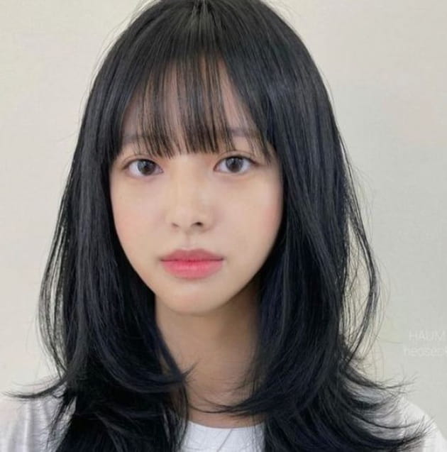 Le Brushing flip dégradé avec frange droite pour cheveux fins