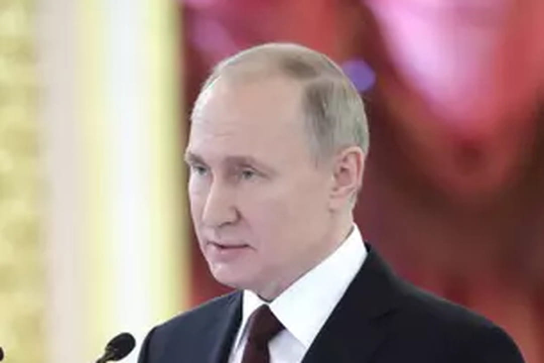 Vladimir Poutine, malade et exténué