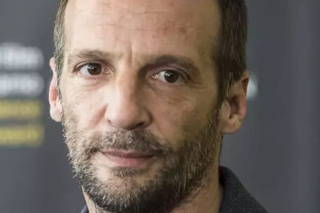 Mathieu Kassovitz atomise Aya Nakamura : "elle n'a jamais chanté sans ...