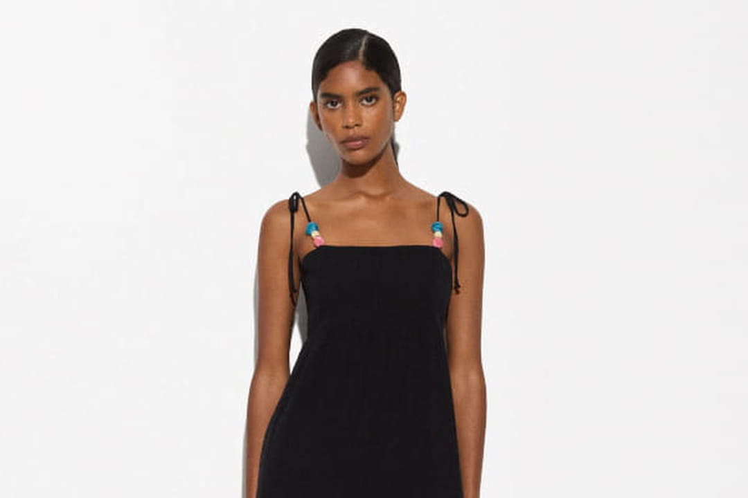 Robe à bretelles en perles