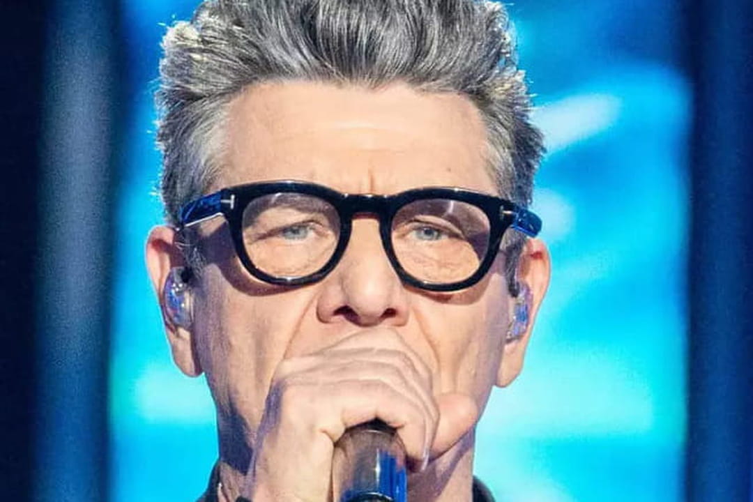 Marc Lavoine fou d'Adriana Karembeu : "Elle a le visage du bonheur"