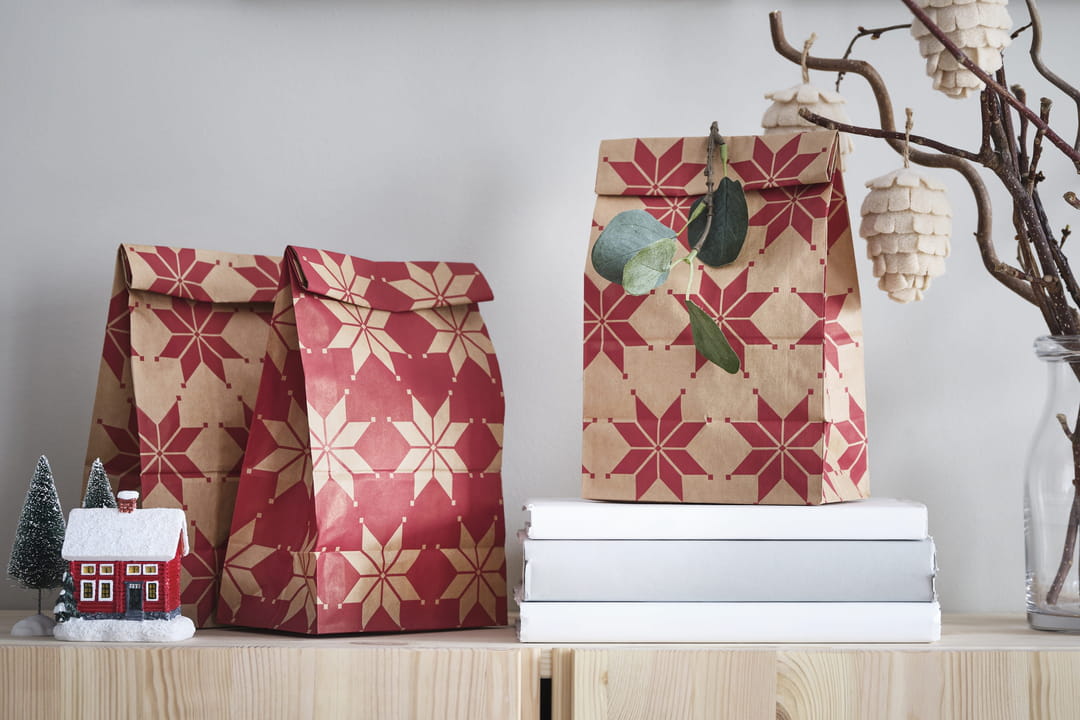 Des sacs pour empaqueter les cadeaux