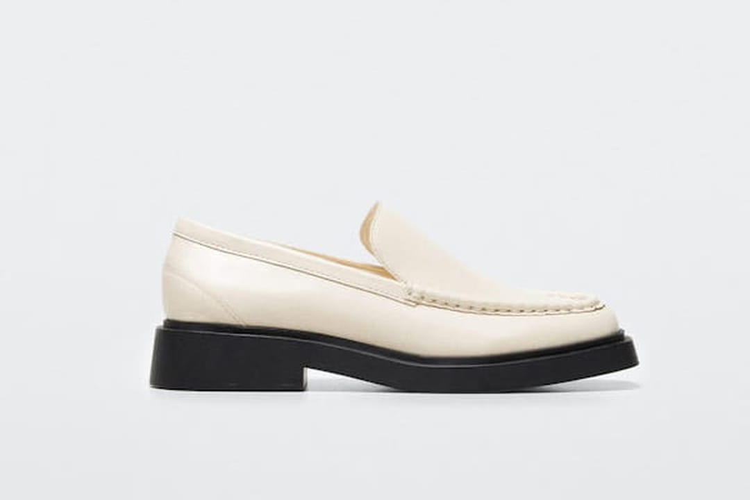 Mocassins en cuir blanc