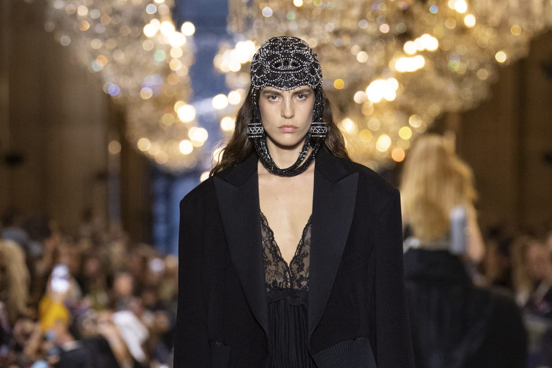 Look 12
