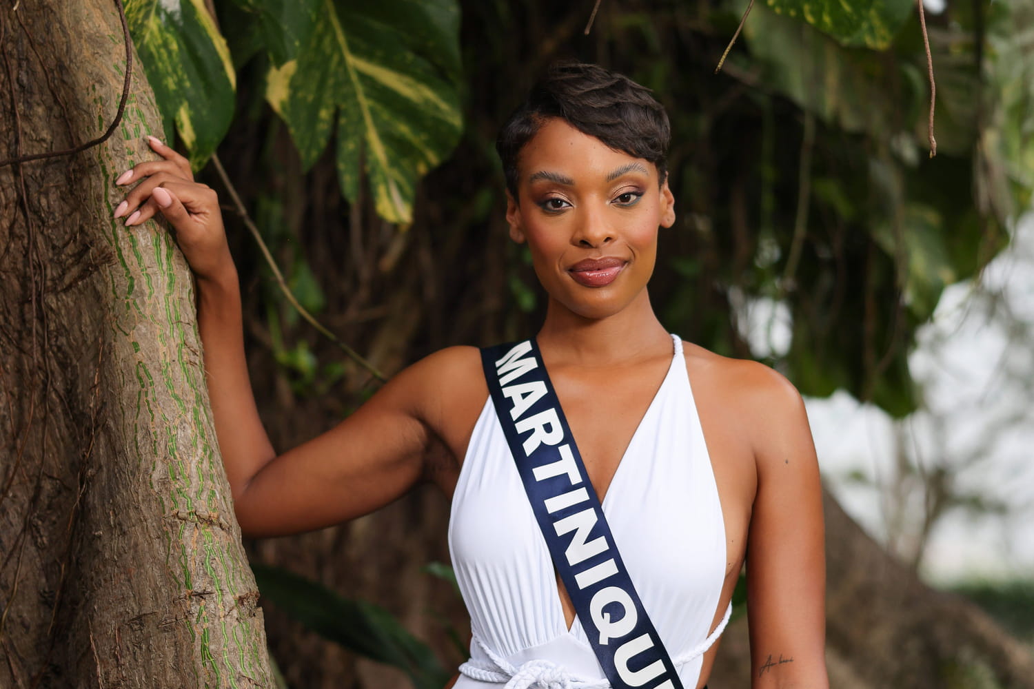 Miss France 2025 est Angélique Angarni-Filopon : la plus âgée, sa ...