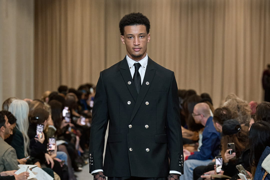 Look 77 du défilé Burberry