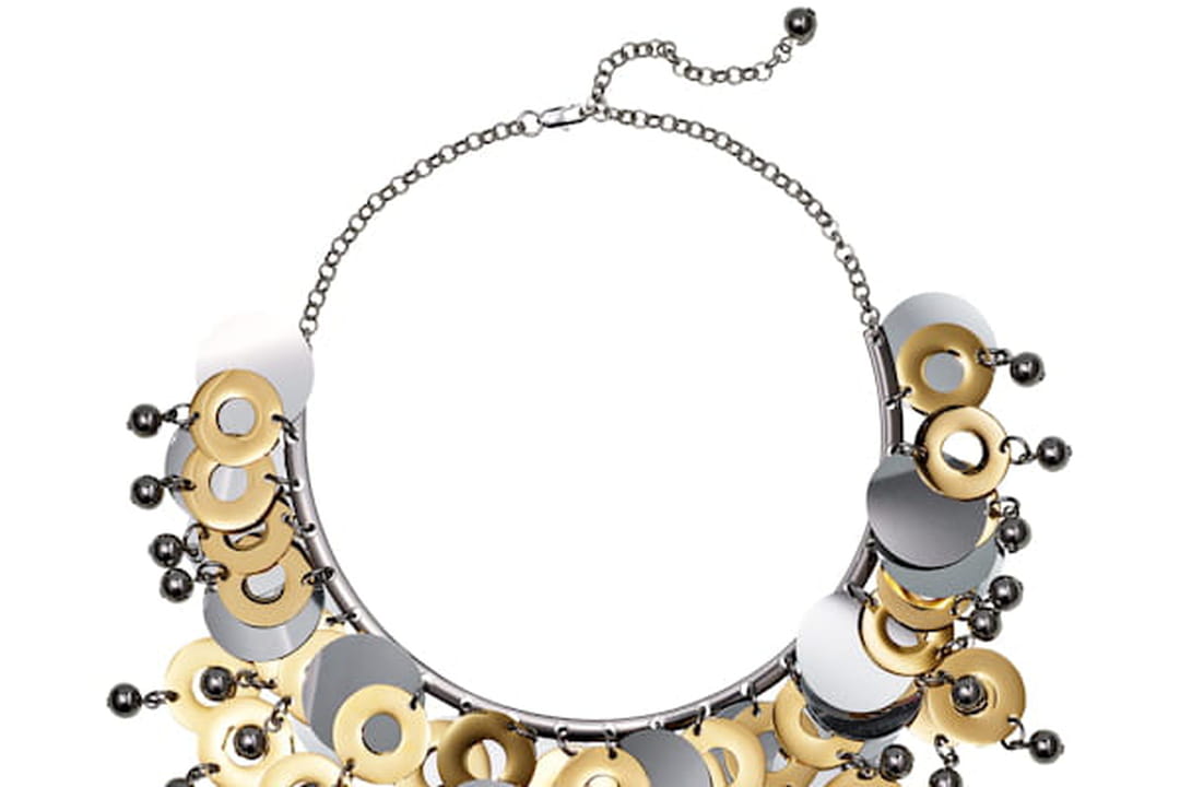 Collier plastron