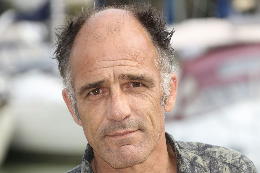 Frédéric Pierrot (En Thérapie) est papi