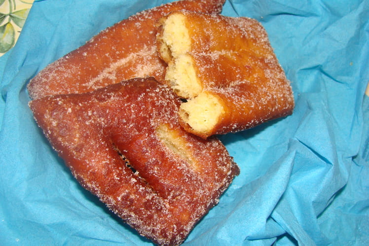 Recette de Beignets de carnaval moelleux : la recette facile