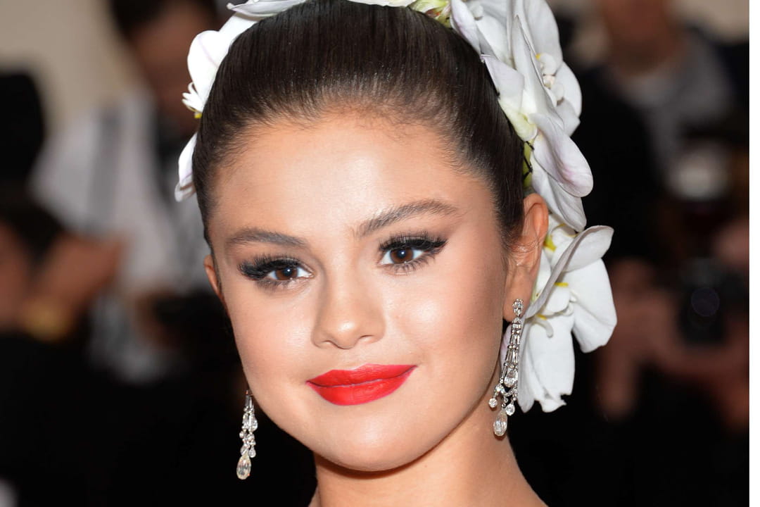 Le Headband Floral De Selena Gomez 3745