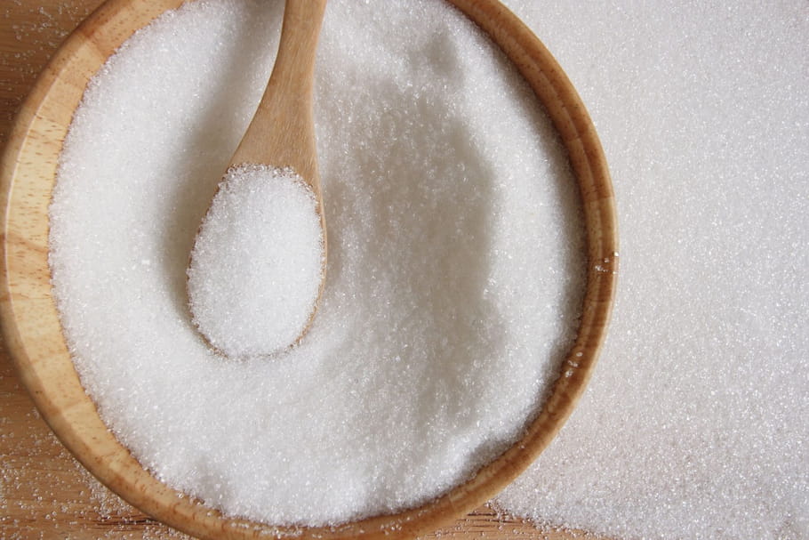 Tout sur le sucre : variétés, calories, sa cuisson, sa conservation...