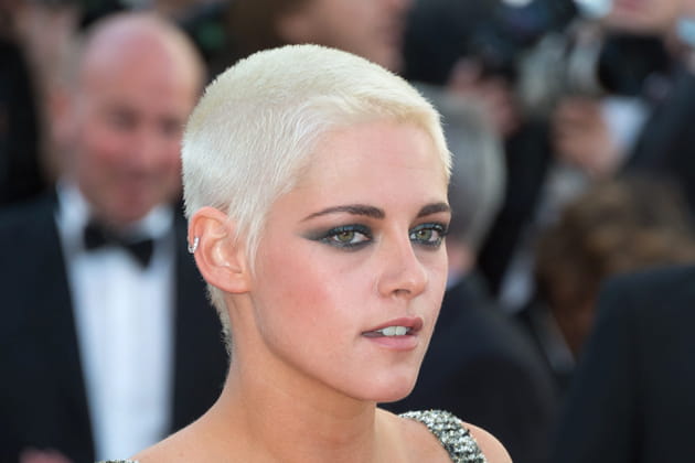 Le crâne rasé blond de Kristen Stewart