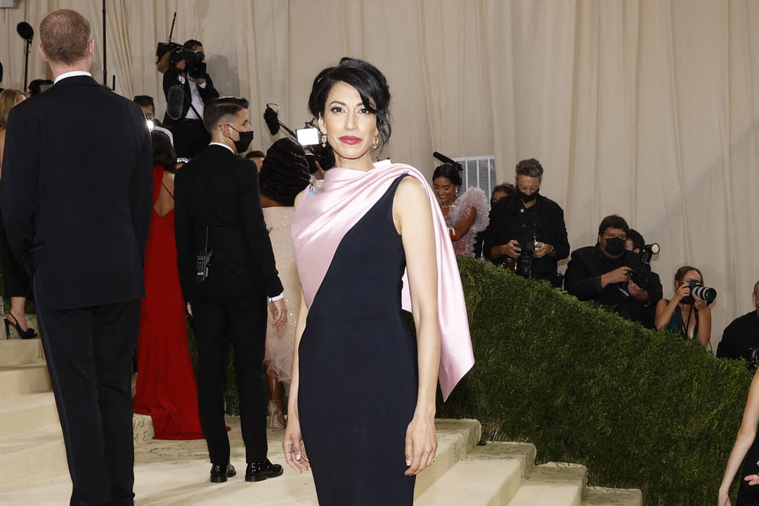 Huma Abedin en Greta Constantine