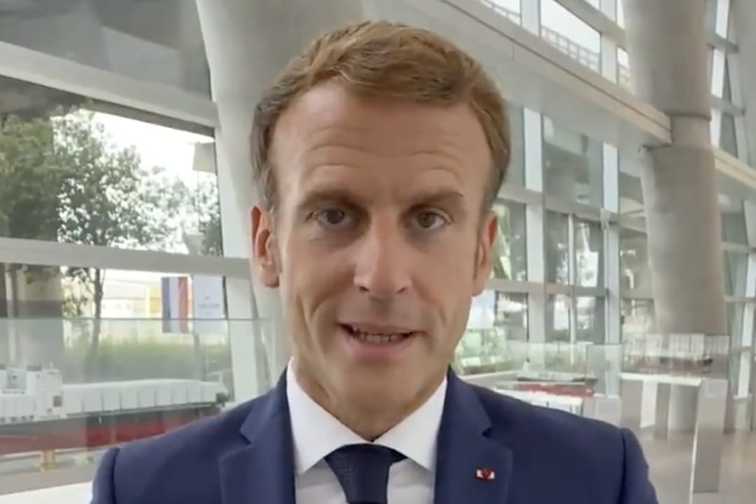 Emmanuel Macron : sa couleur de cheveux décriée