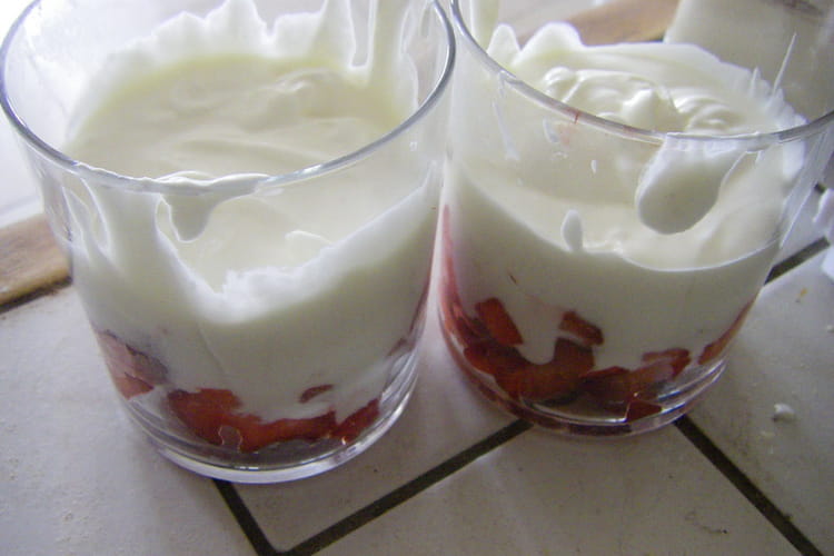 Fromage blanc aux fruits rouges (Dessert aux fruits)