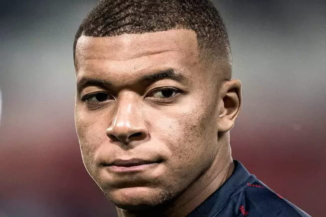 Kylian M'Bappé s'agace : "Vous avez oublié de dire que je voulais aussi ...