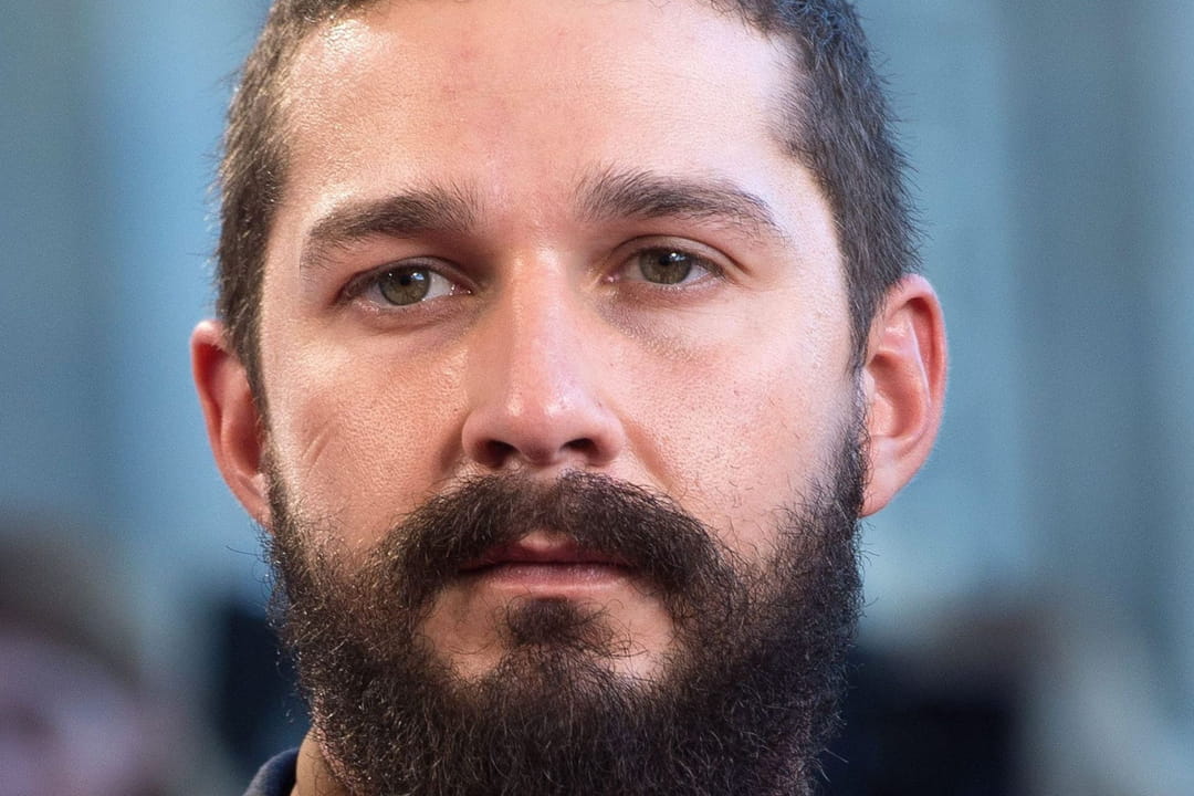 Shia LaBeouf, transformé : il veut devenir diacre